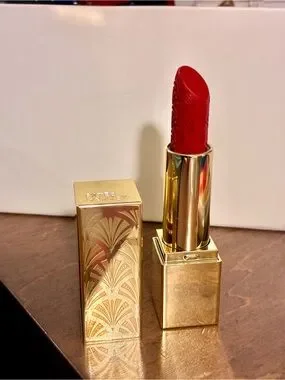 Estee Lauder | Makeup | Delicious Estee Lauder Embossed Velvet Lipstick ...